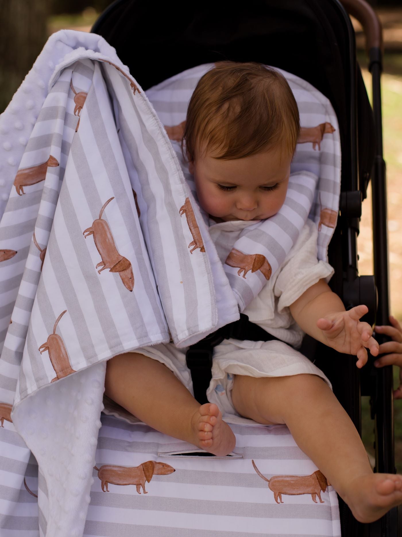Bambella Designs Snuggle Blanket | Dachshund Days